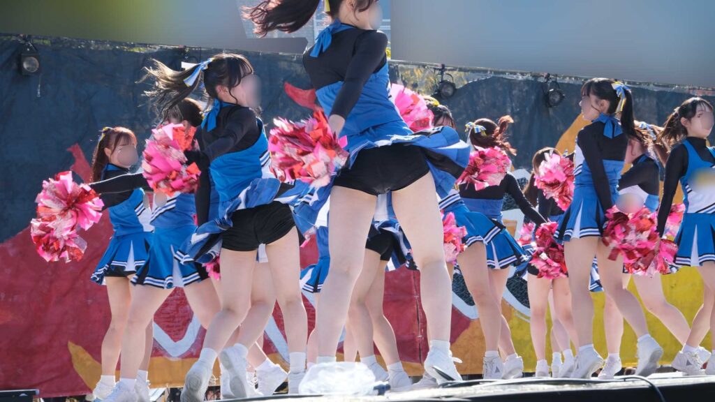 【4K60P】有名私立大の大人数JDチアダンス第2弾！！至近距離で撮影！！股間がくっきりシーンやハイキックもあります！！